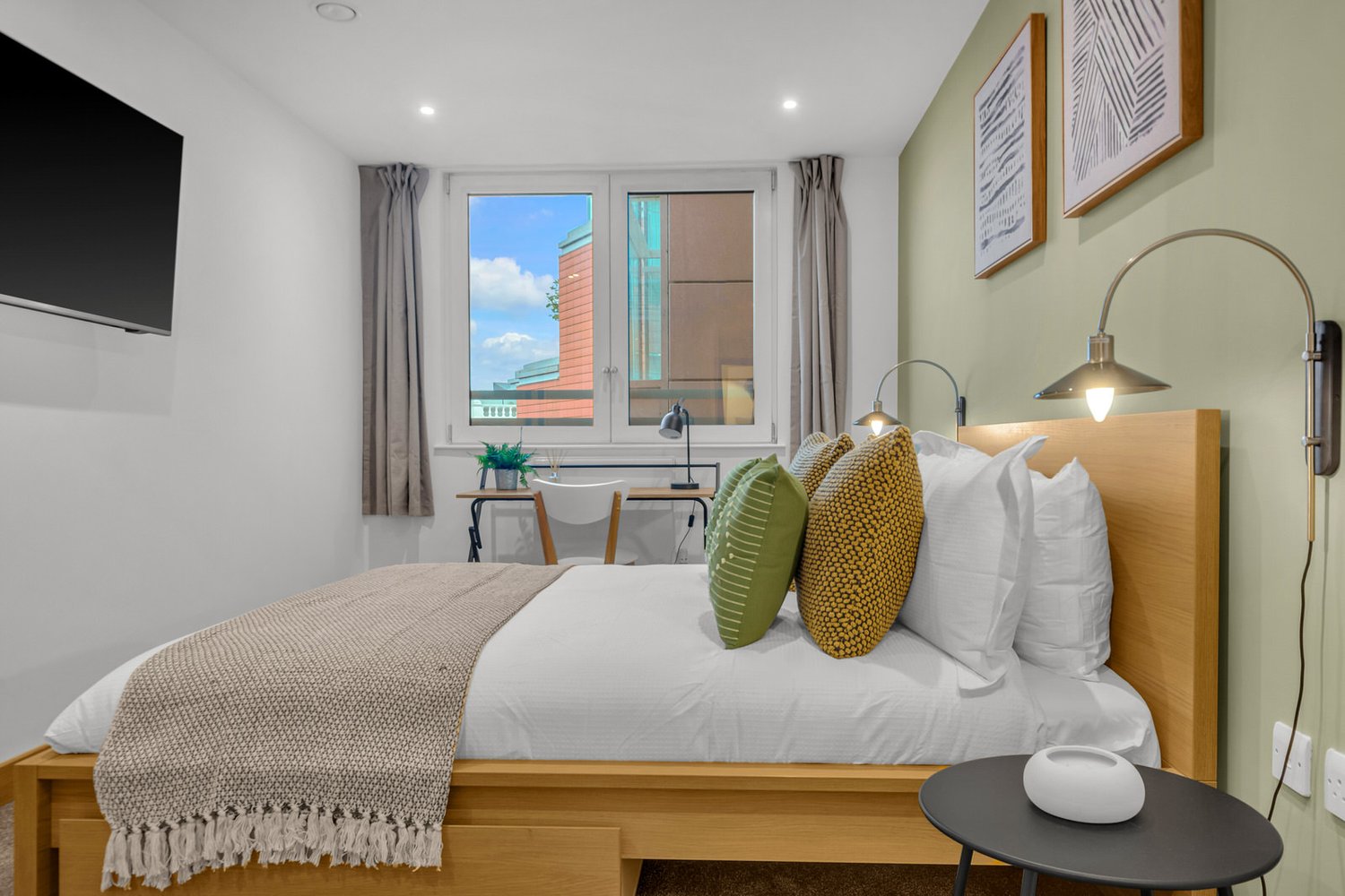 Middlesex University (MDX) - London Accommodation | Private Student ...