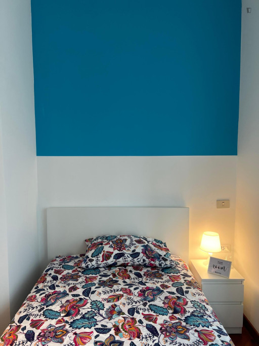 Rooms and beds for rent in apartment with 10 bedrooms in Garibaldi Repubblica - Milan