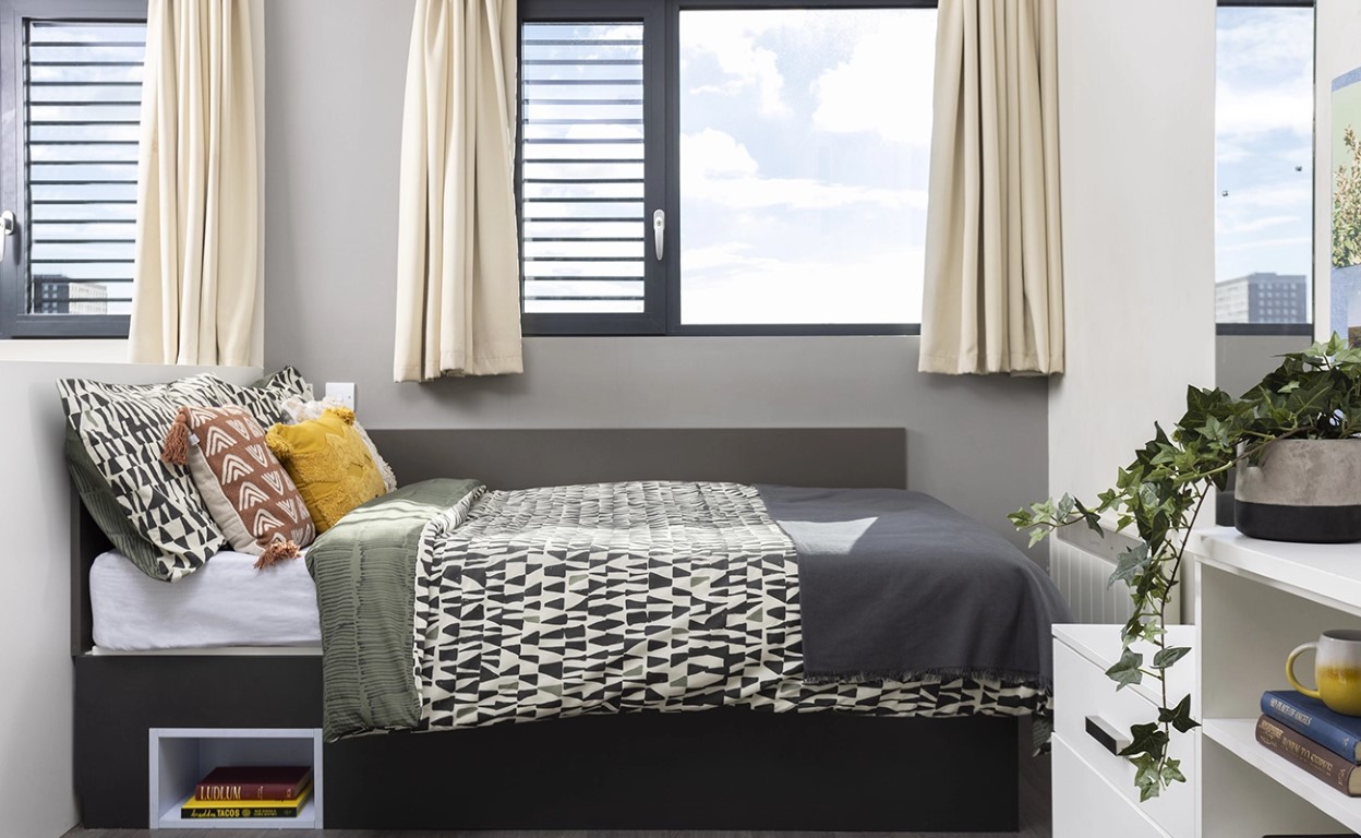 Greetham Street, Portsmouth, England, PO5 4FB, Portsmouth | Student ...