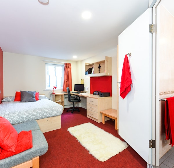 Nottingham Two Roost, Nottingham | Student Accommodation