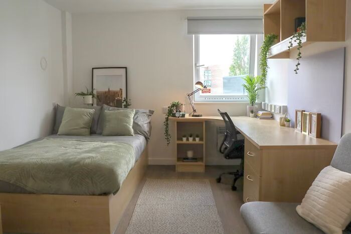 Nottingham Two Roost, Nottingham | Student Accommodation